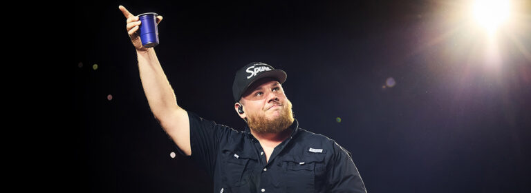Luke Combs Announces Stadium Tour Australia & NZ – CountryHQ